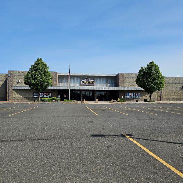 Yakima Theatres