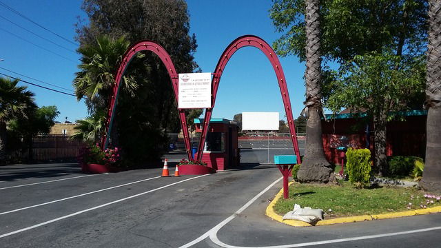 DRIVE-INS NEAR ME | , AL - MOVIES, SHOWTIMES, CONCESSIONS - YOUR LOCAL ...