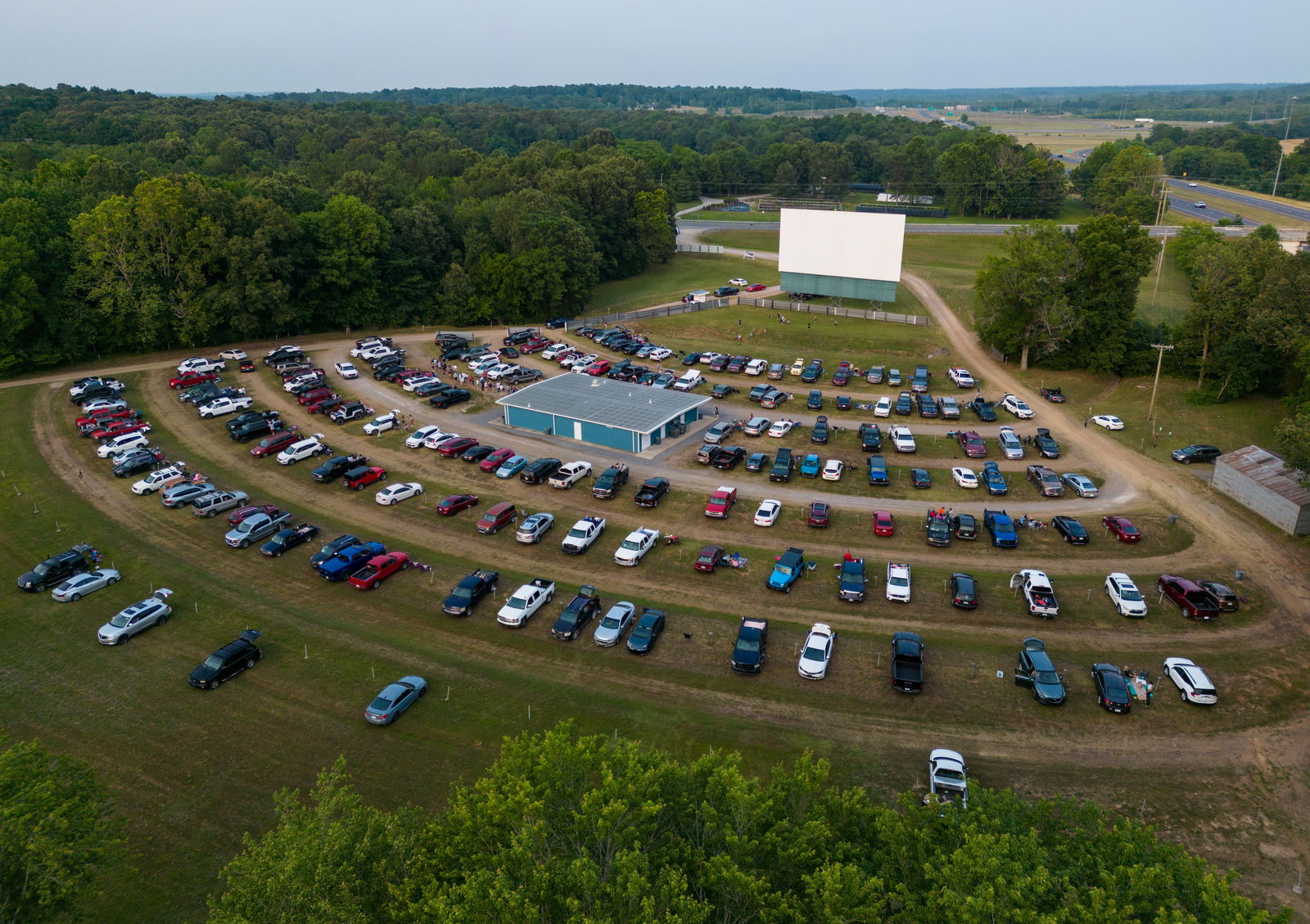 DRIVE-INS NEAR ME | , AL - MOVIES, SHOWTIMES, CONCESSIONS - YOUR LOCAL ...